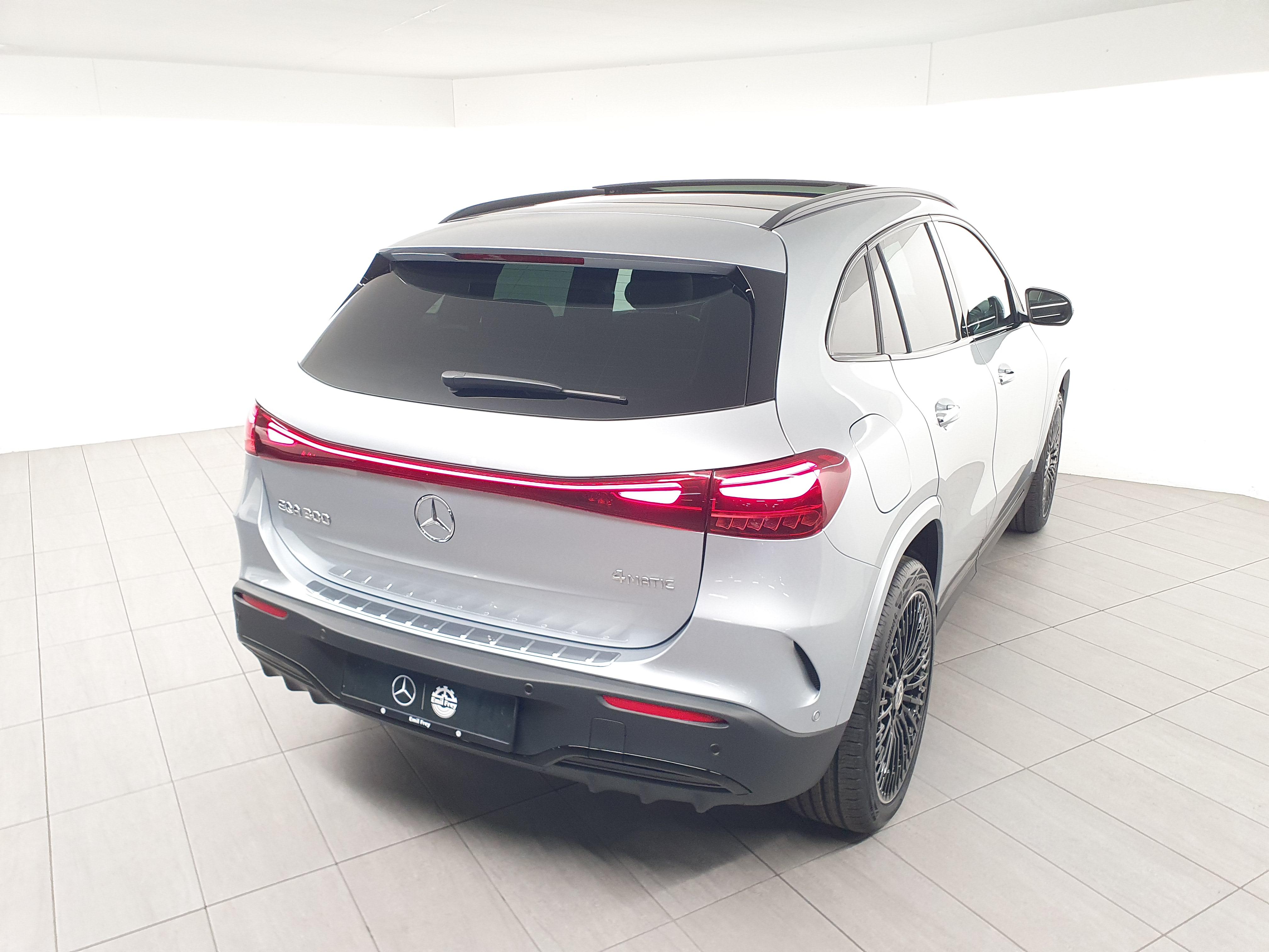 MERCEDES-BENZ EQA 300 AMG Line 4Matic Swiss Star Neu CHF 67’100 ...