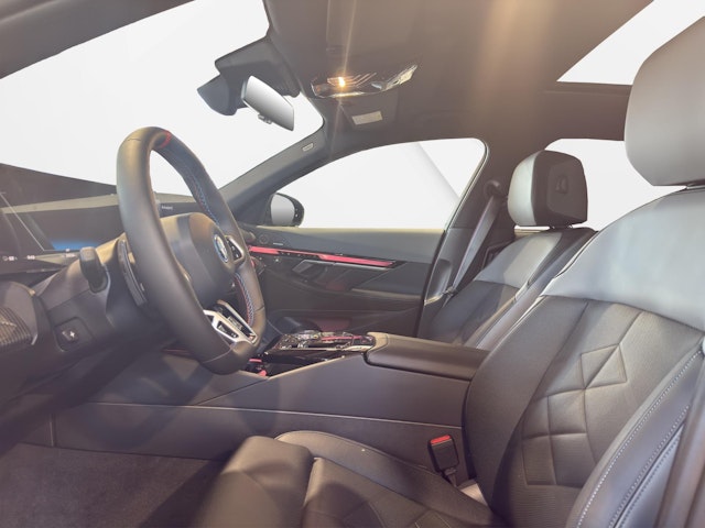 BMW i5 M60 xDrive: Prenotate ora una prova su strada!