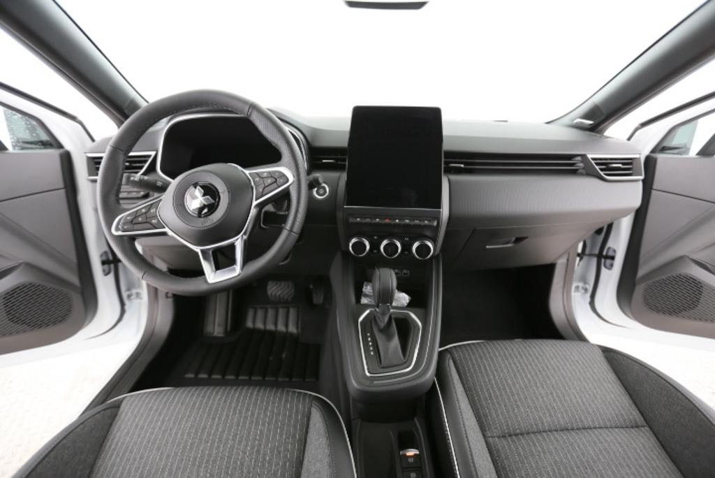 Vehicle - Mitsubishi Motors