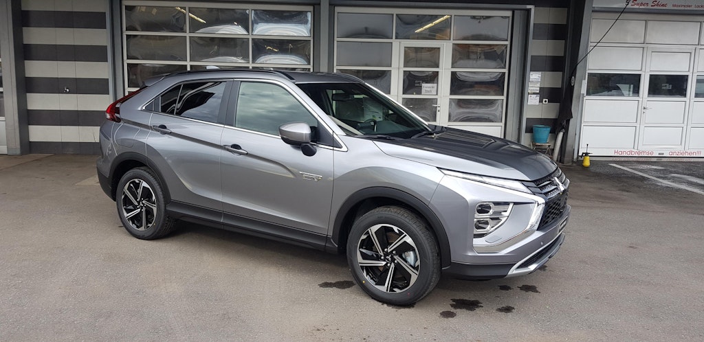 Vehicle - Mitsubishi Motors