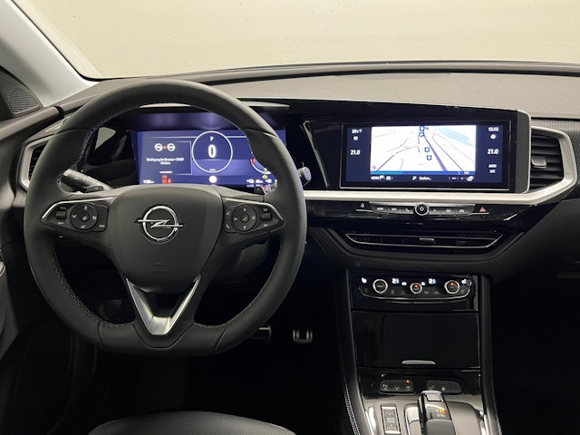 OPEL Grandland 1.6 T PHEV GSE : Réserver un essai sur route