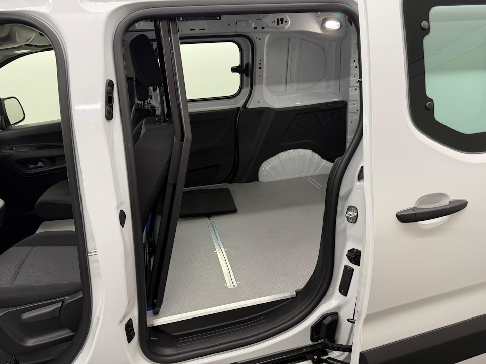 TOYOTA PROACE CITY Van L1 1.2 Active: Jetzt Probefahrt buchen!