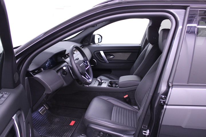 LAND ROVER Discovery Sport 1.5 T 300e Dynamic HSE : Réserver un essai ...