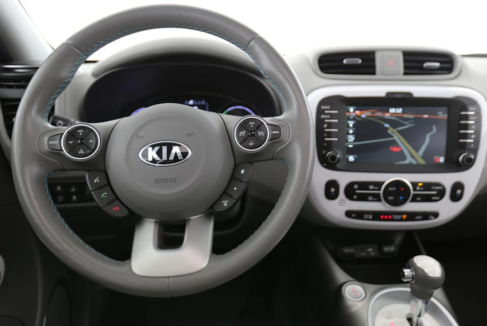 KIA Soul EV Style : Réserver un essai sur route