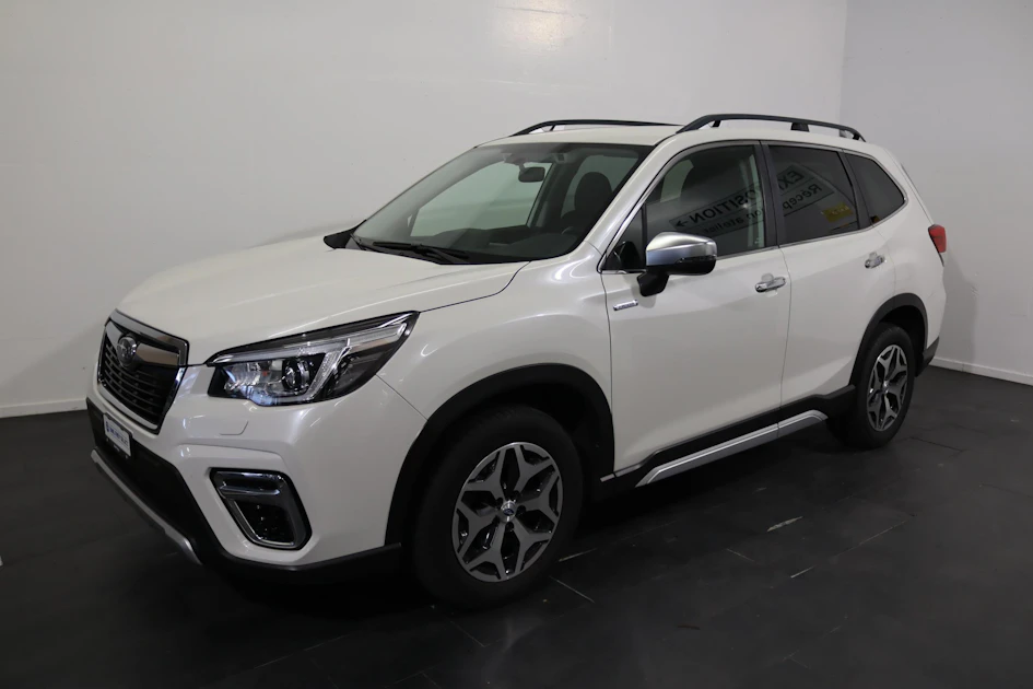 Subaru Forester Station 2.0i e-Boxer Swiss Plus Occasion CHF 24’900 ...