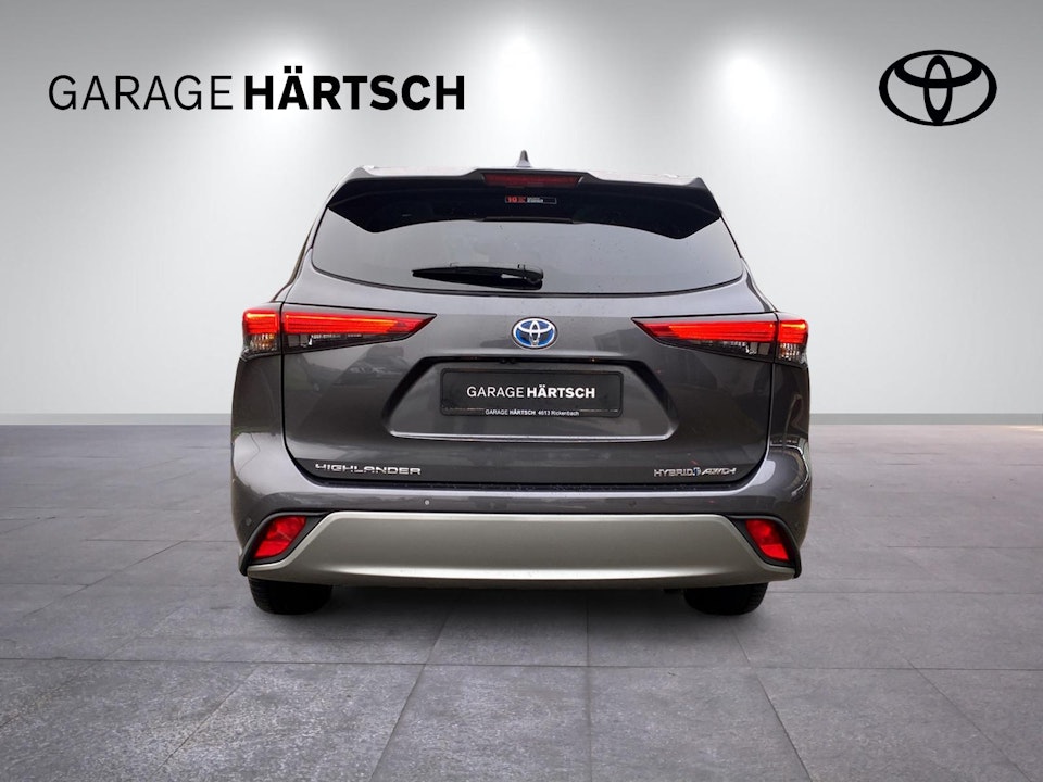 TOYOTA Highlander 2.5 HSD Premium : Réserver un essai sur route