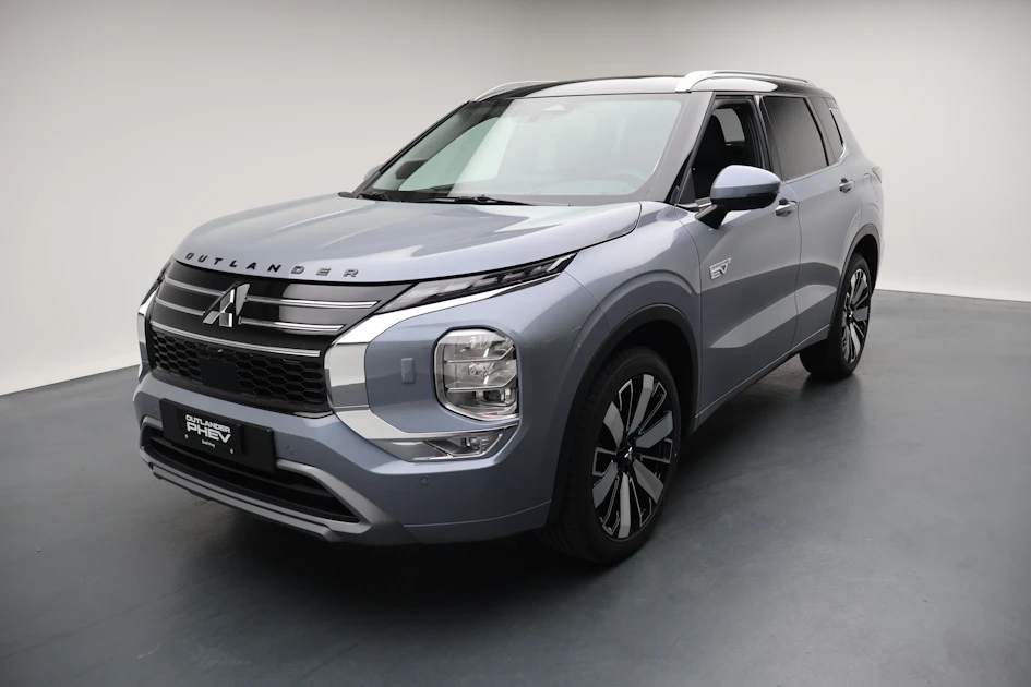 Mitsubishi Outlander 2.4 PHEV Instyle 4x4 Neu CHF 66’280.– | Carmarket