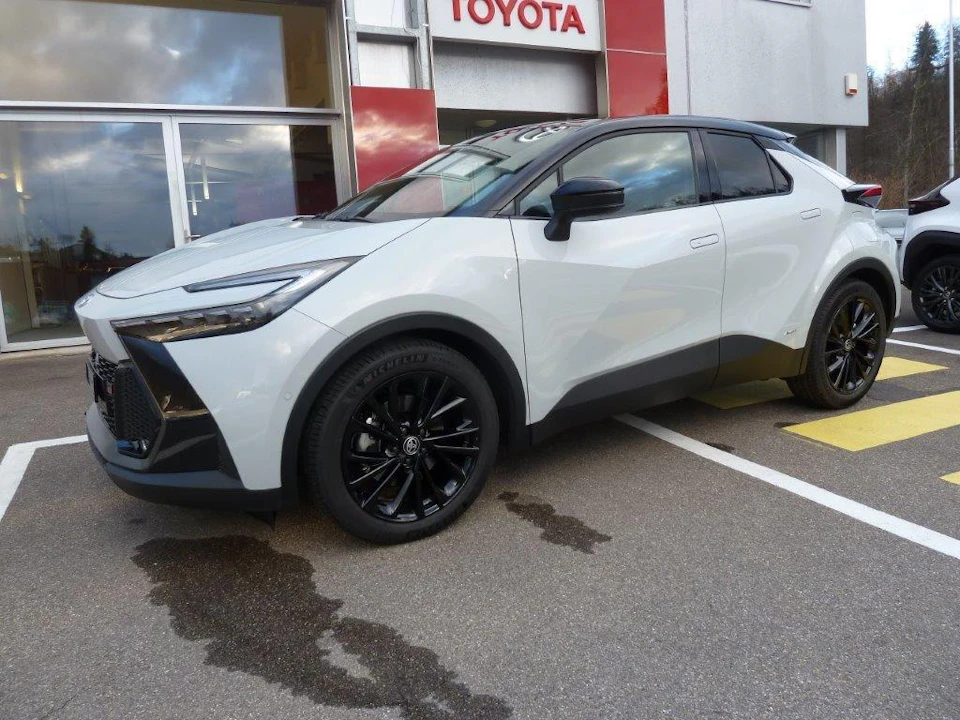 TOYOTA C-HR 2.0 HEV GR Sport 4x4 : Réserver un essai sur route