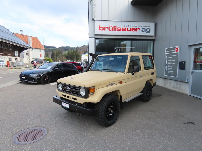 Toyota Land Cruiser 400 4.2 D HZJ 70 Hardtop Occasion CHF 49’900.– | Carmarket