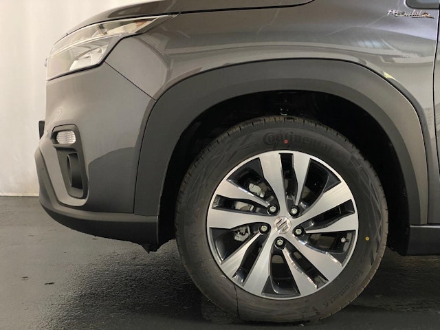 SUZUKI S-Cross 1.5 Piz Sulai Top Hybrid 4x4: Jetzt Probefahrt buchen!