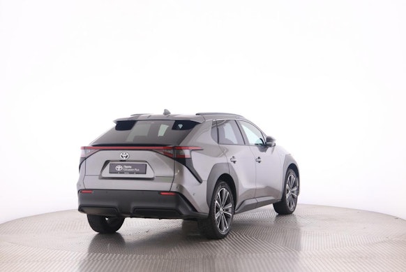 TOYOTA bZ4X Premium AWD: Réserver un essai sur route