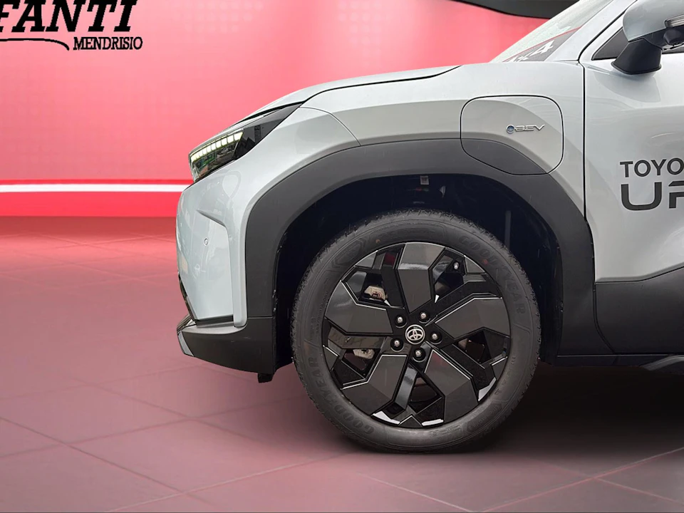 TOYOTA Urban Cruiser Premium AWD: Prenotate ora una prova su strada!
