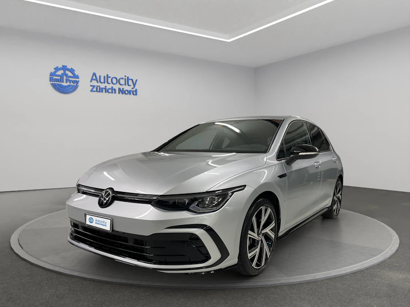 VW Golf VIII 1.5 eTSI R-Line 75 Edition DSG Occasion CHF 32’490 ...