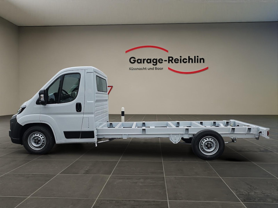 TOYOTA PROACE MAX Einzelkabine Chassis 3.5 L4 2.2 D Active Heavy ...