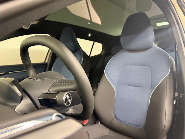 VOLVO EX30 E60 Twin Ultra Performance AWD: Jetzt Probefahrt buchen!