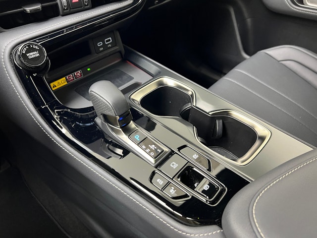 LEXUS NX 350h F-Sport: Jetzt Probefahrt buchen!