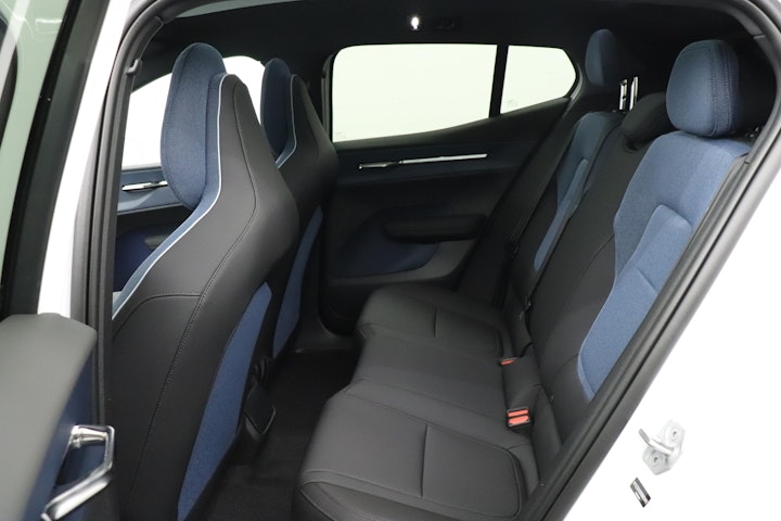 VOLVO EX30 E60 Twin Ultra Performance AWD: Jetzt Probefahrt buchen!