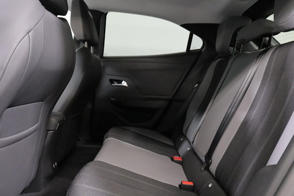 OPEL Mokka 1.2 T 130 Elegance: Réserver un essai sur route