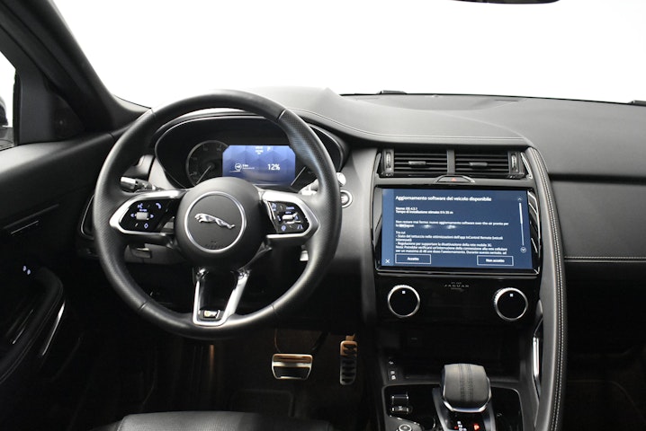 JAGUAR E-Pace 1.5 T 300e R-Dynamic SE AWD: Jetzt Probefahrt buchen!