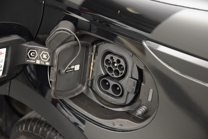 LAND ROVER Range Rover Evoque 1.5 T 300e R-Dynamic S: Jetzt Probefahrt ...