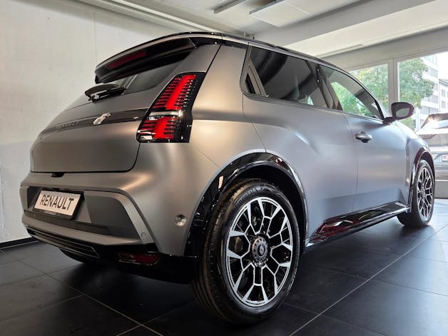 Renault R5 E-Tech Roland Garros 52 kWh Comfort Range Nuovi CHF 35’400.– | Carmarket