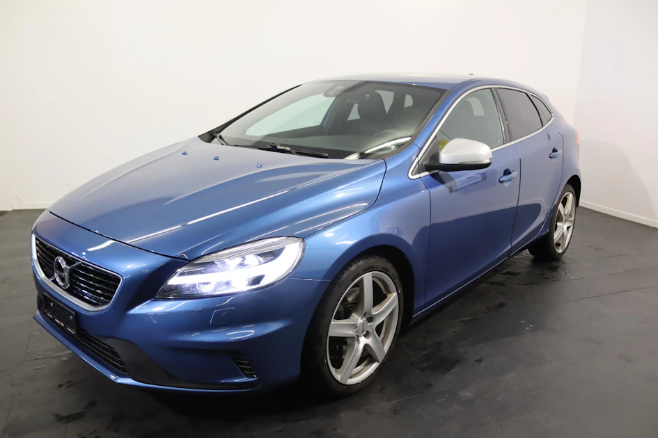 Volvo V40 2.0 D2 R-Design S/S Occasion CHF 12’500.– | Carmarket