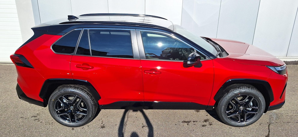 TOYOTA RAV4 2.5 HEV GR Sport: Prenotate ora una prova su strada!