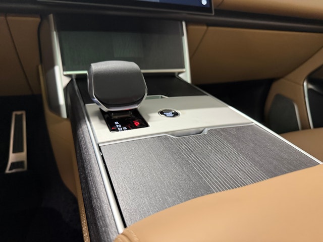 LAND ROVER Range Rover 4.4 V8 Autobiography: Prenotate ora una prova su ...