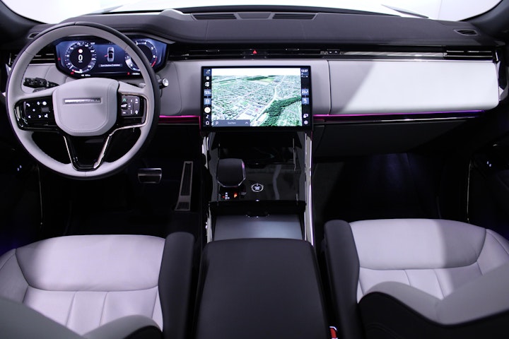 LAND ROVER Range Rover Sport 3.0 I6 HSE Dynamic: Jetzt Probefahrt buchen!