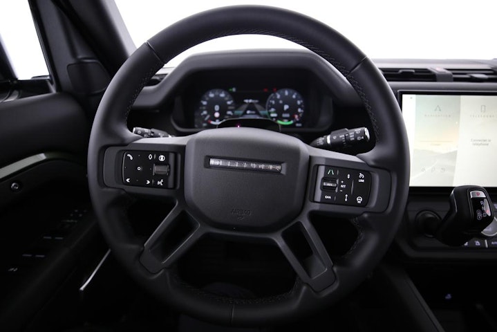 LAND ROVER Defender 110 2.0 P300e X-Dynamic HSE: Prenotate ora una ...
