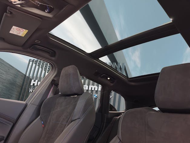 BMW X1 30e xDrive paddles Neu CHF 74’500.– | Carmarket