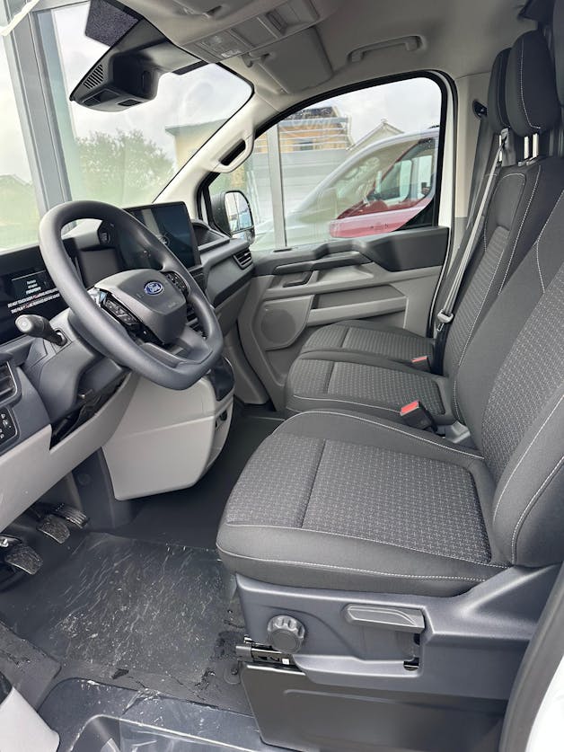 Ford Transit Custom Van 280 L1 2.0 EcoBl Trend/110CV/Man. Neu CHF 36 ...