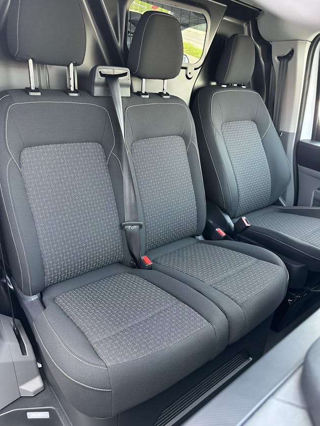 Ford Transit Custom Van 280 L1 2.0 EcoBl Trend/136CV/Aut. Neu CHF 44 ...