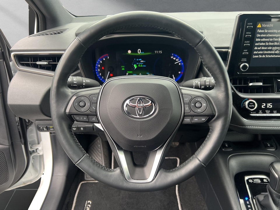 TOYOTA Corolla 1.8 HSD Comfort : Réserver un essai sur route