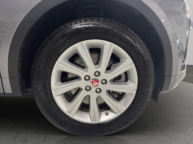 JAGUAR E-Pace 1.5 T 300e R-Dynamic SE AWD: Jetzt Probefahrt buchen!