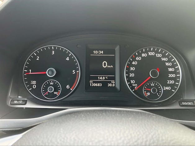 VW Caddy 2.0 TDI Family Kirschrot Occasion CHF 12’800.– | Carmarket