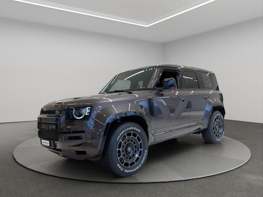 LAND ROVER Defender 110 4.4 V8 Octa: Prenotate ora una prova su strada!