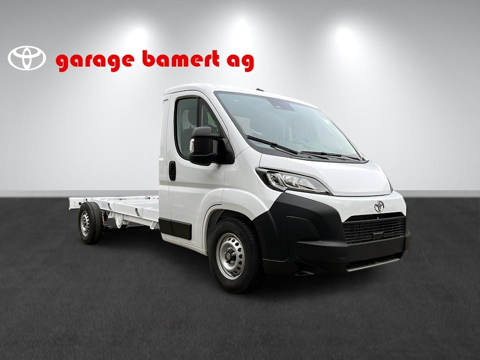 TOYOTA PROACE MAX Kab.-Ch. 3.5 L3 2.2 D Active Heavy : Réserver un ...