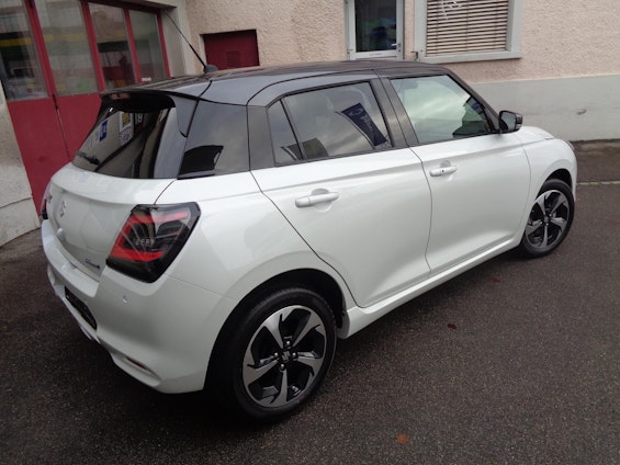 SUZUKI Swift 1.2 Compact Top Hybrid: Jetzt Probefahrt buchen!