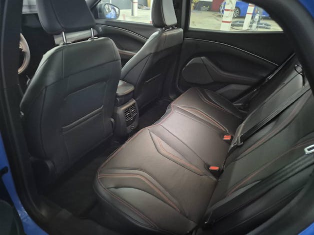 Ford Mustang Mach-E Premium AWD Extended 98 kWh Occasion CHF 29’600 ...