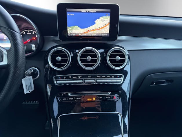 Mercedes-Benz GLC 250 AMG Line 4Matic Occasion CHF 32’900.– | Carmarket