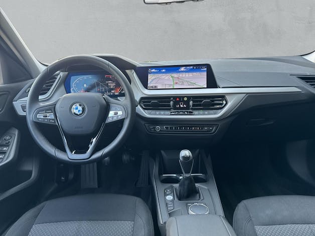 BMW 118i Essential Edition 📍 Occasion CHF 23’900.– | Carmarket