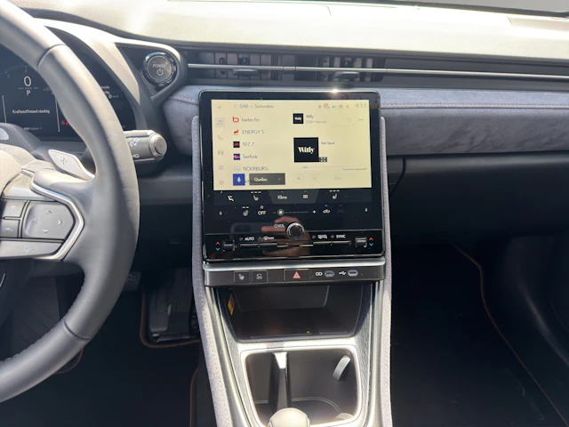 LEXUS LBX 1.5 Hybrid Cool AWD: Jetzt Probefahrt buchen!