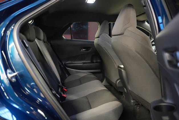 Toyota C-HR 2.0 HEV Trend Tech 4x4 Occasion CHF 33’800.– | Carmarket