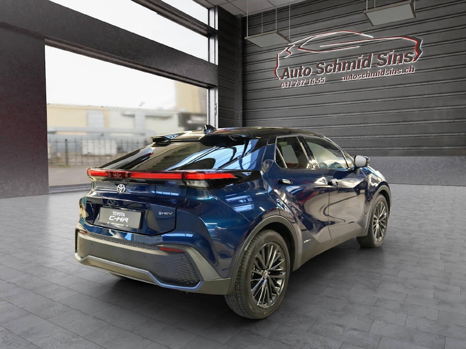 TOYOTA C-HR 2.0 HEV Trend Tech 4x4: Jetzt Probefahrt buchen!