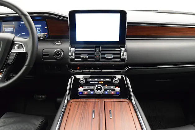 Lincoln Navigator 3.5 Reserve L AWD Neu CHF 115’900.– | Carmarket