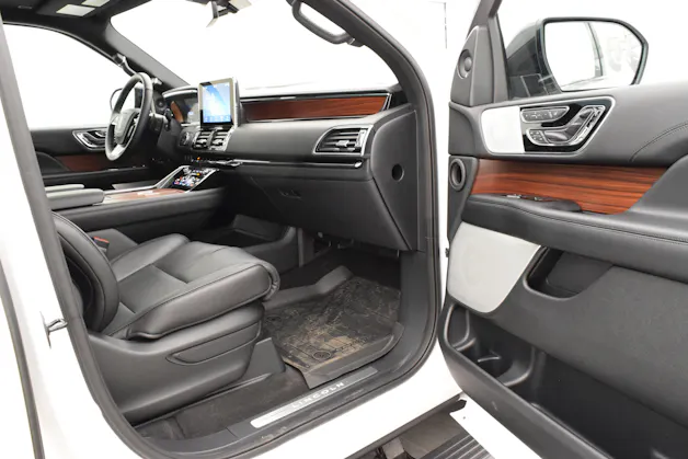Lincoln Navigator 3.5 Reserve L AWD Neu CHF 115’900.– | Carmarket