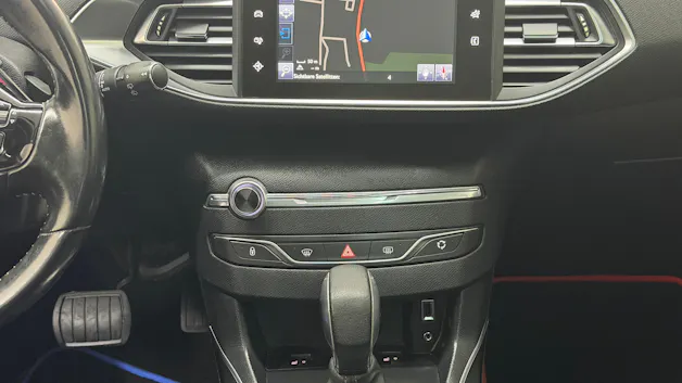 Peugeot 308 SW 1.2 THP Allure Automatic Occasion CHF 7’999.– | Carmarket